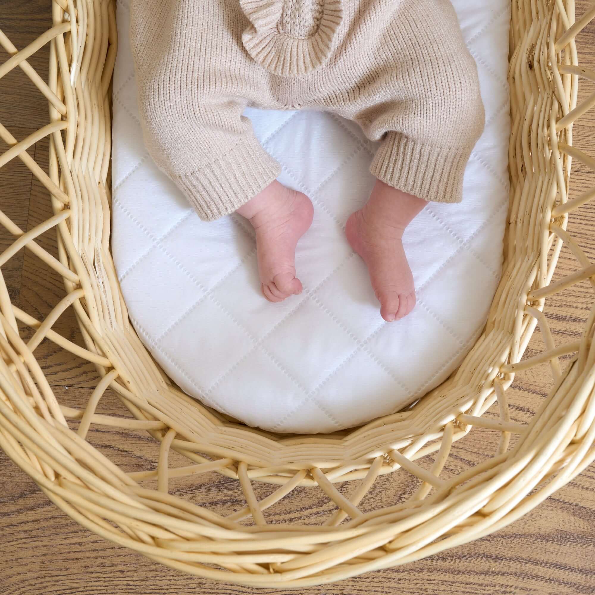 Quilted Microfibre Wicker Moses Basket Mattress (65 x 28 cm) | Moses ...